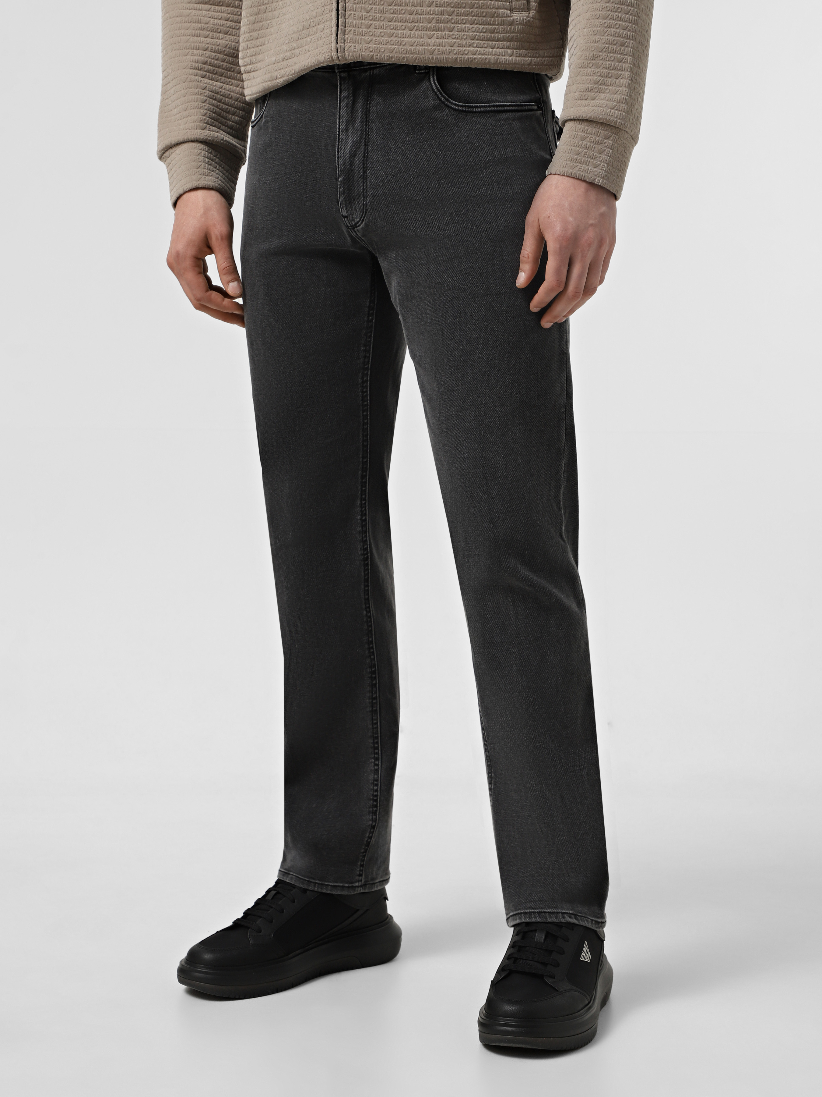 Прямі джинси Emporio Armani EM000763-AF14867-M8002 для чоловіків, колір ...