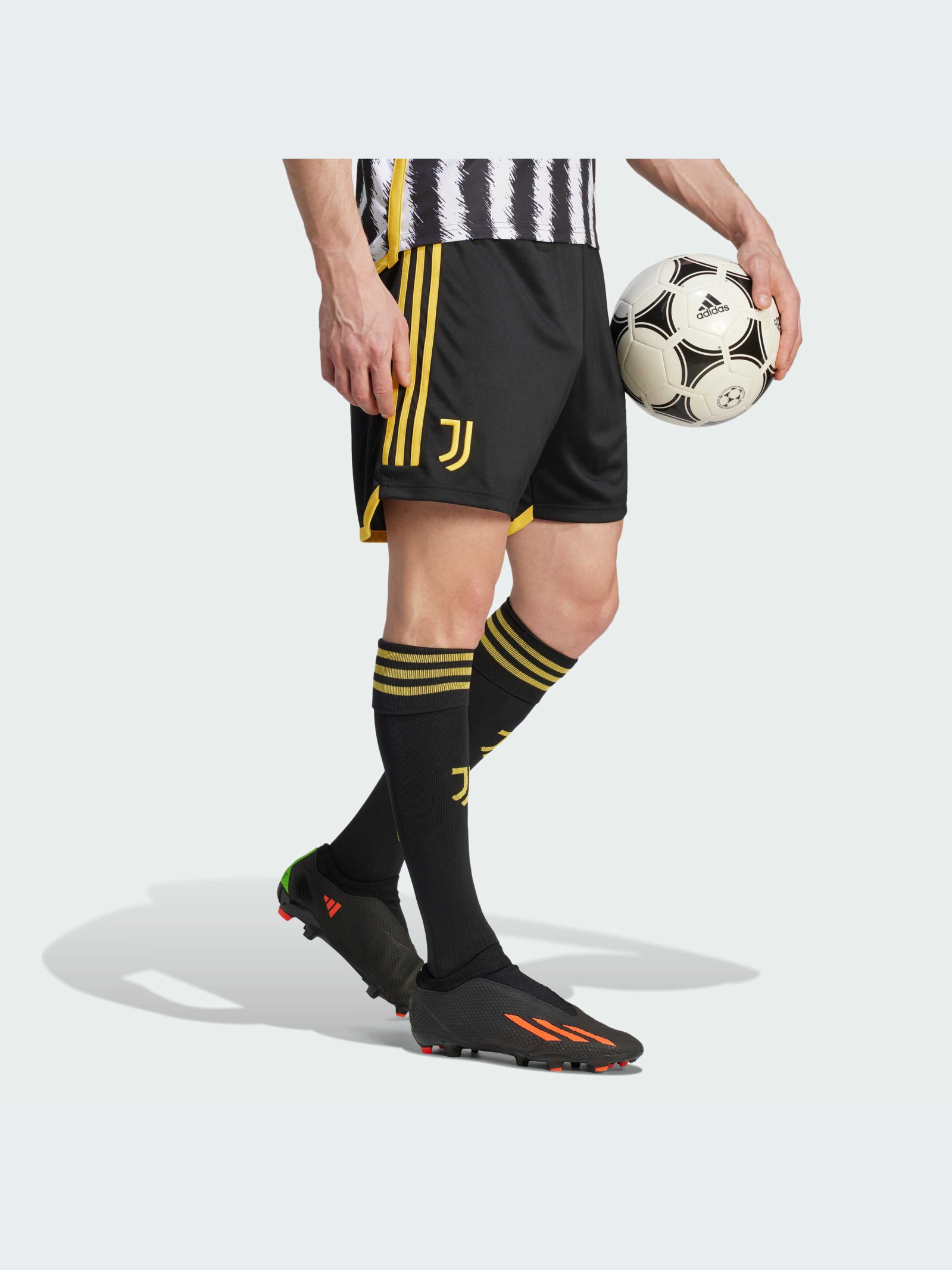 Шорты спортивные adidas HR8254-KZ для мужчин, цвет: Чёрный - купить по ...