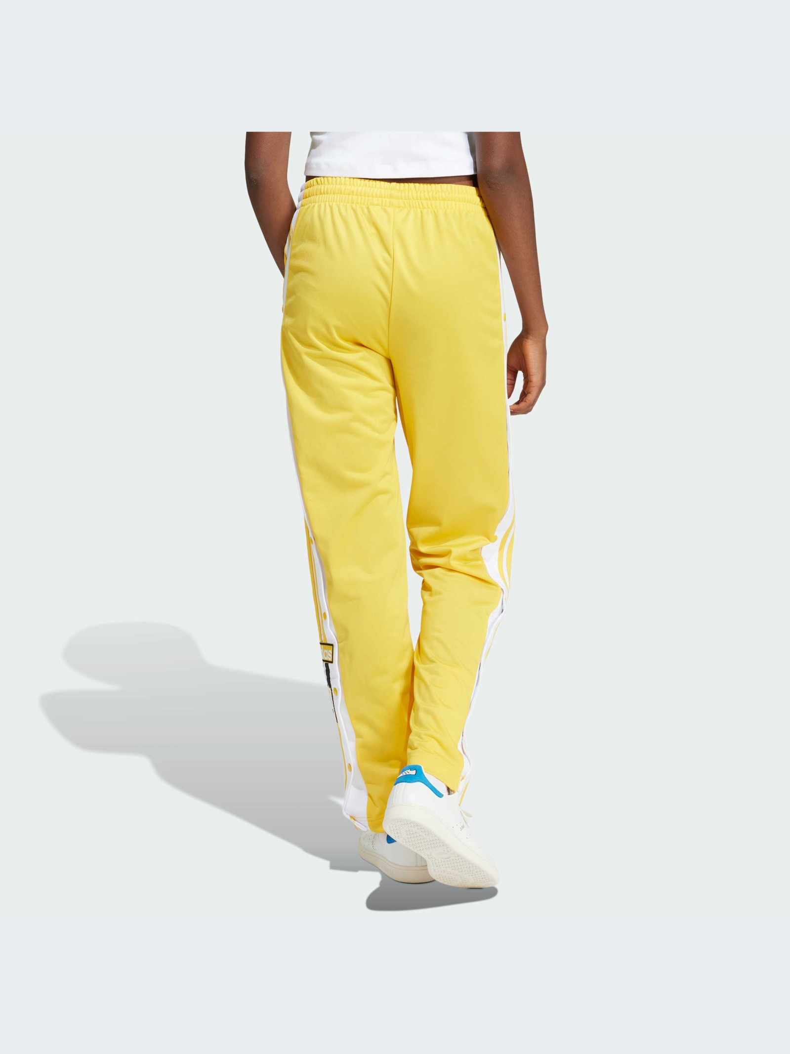 Брюки повседневные adidas Adicolor IP0622-KZ для женщин, цвет: Золотой ...