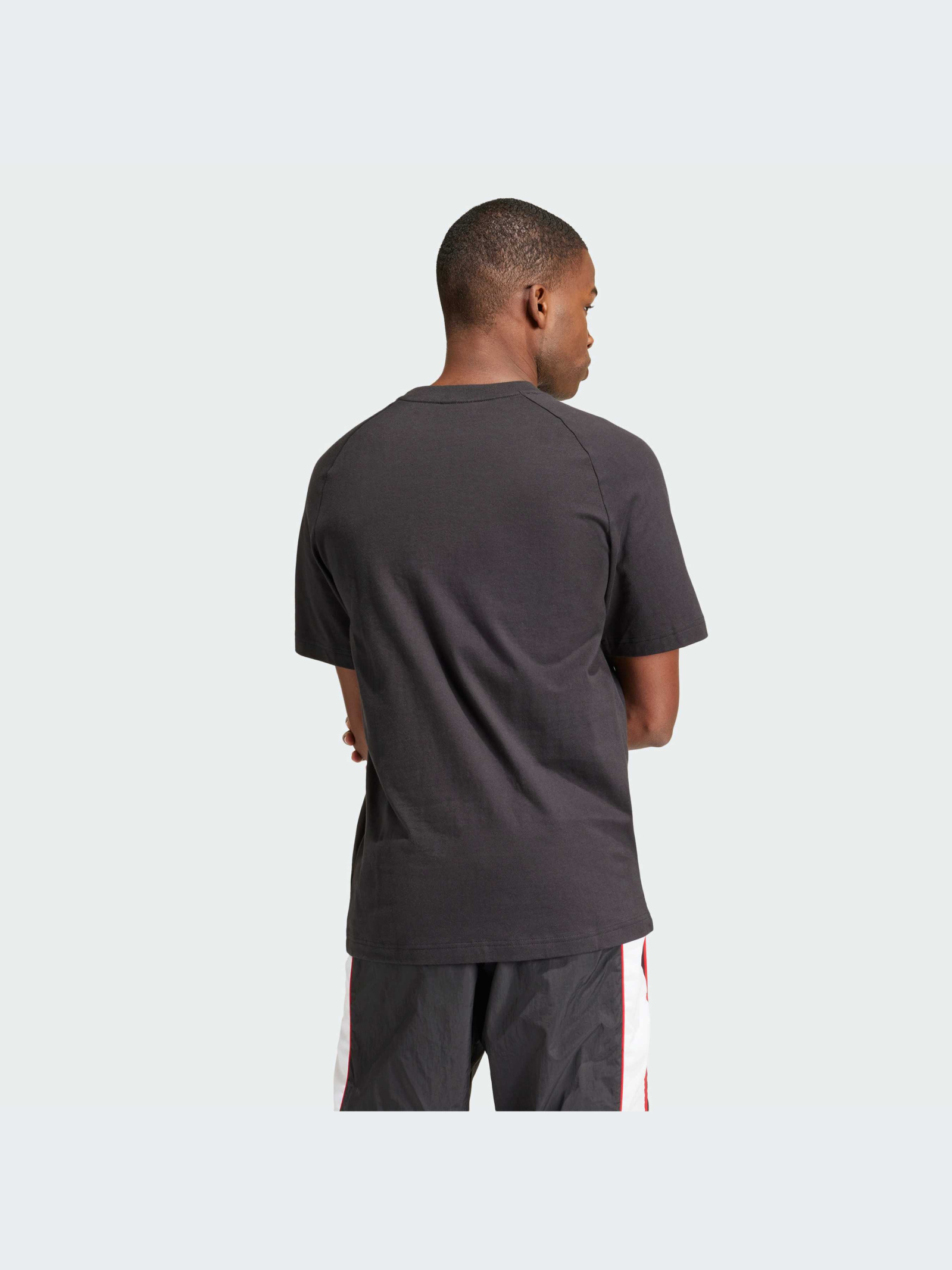 Футболка Adidas IS1404-KZ для мужчин, цвет: Чёрный - купить по выгодной ...