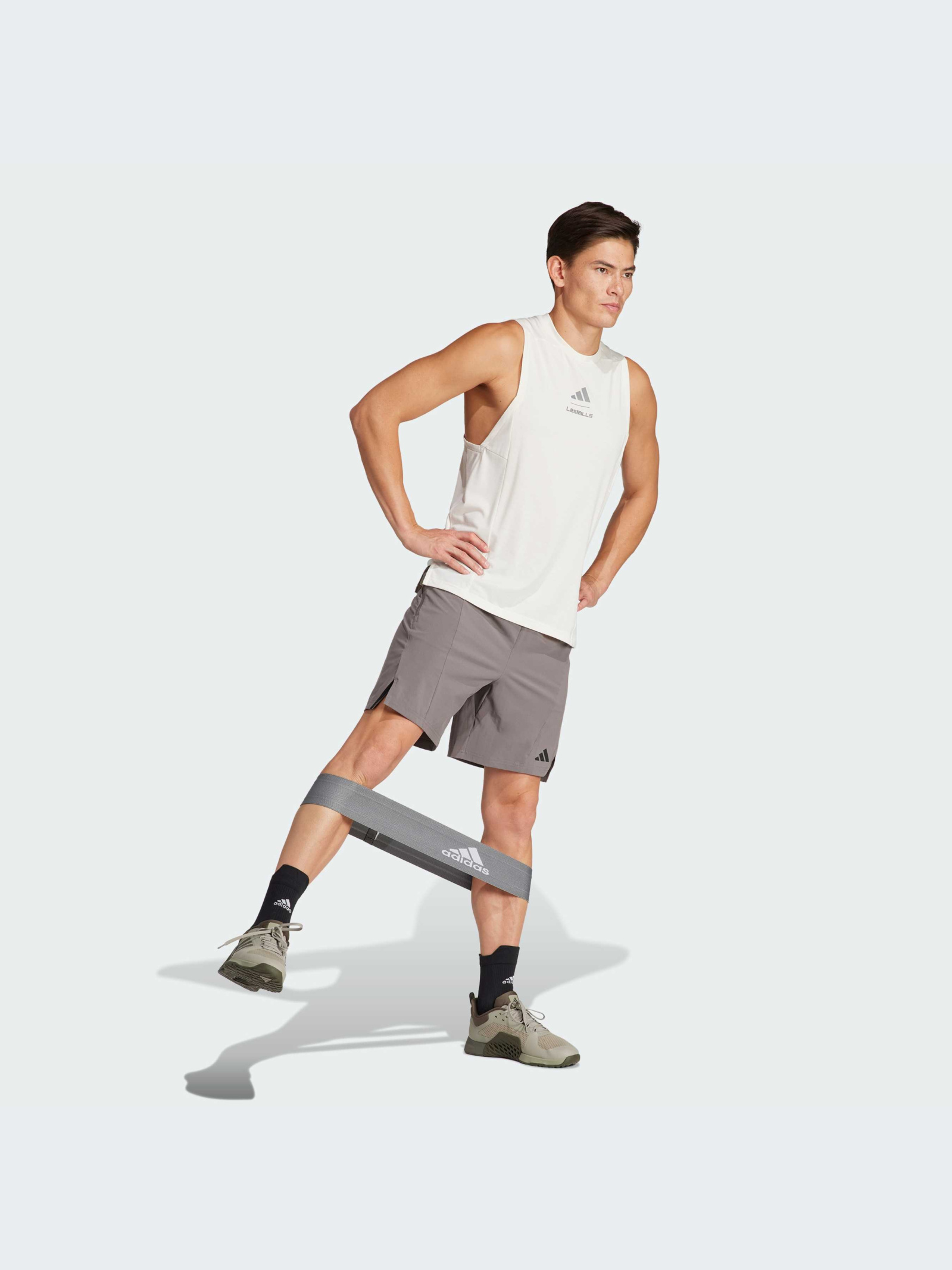 Шорты спортивные adidas IS3832-KZ для мужчин, цвет: Коричневый - купить ...