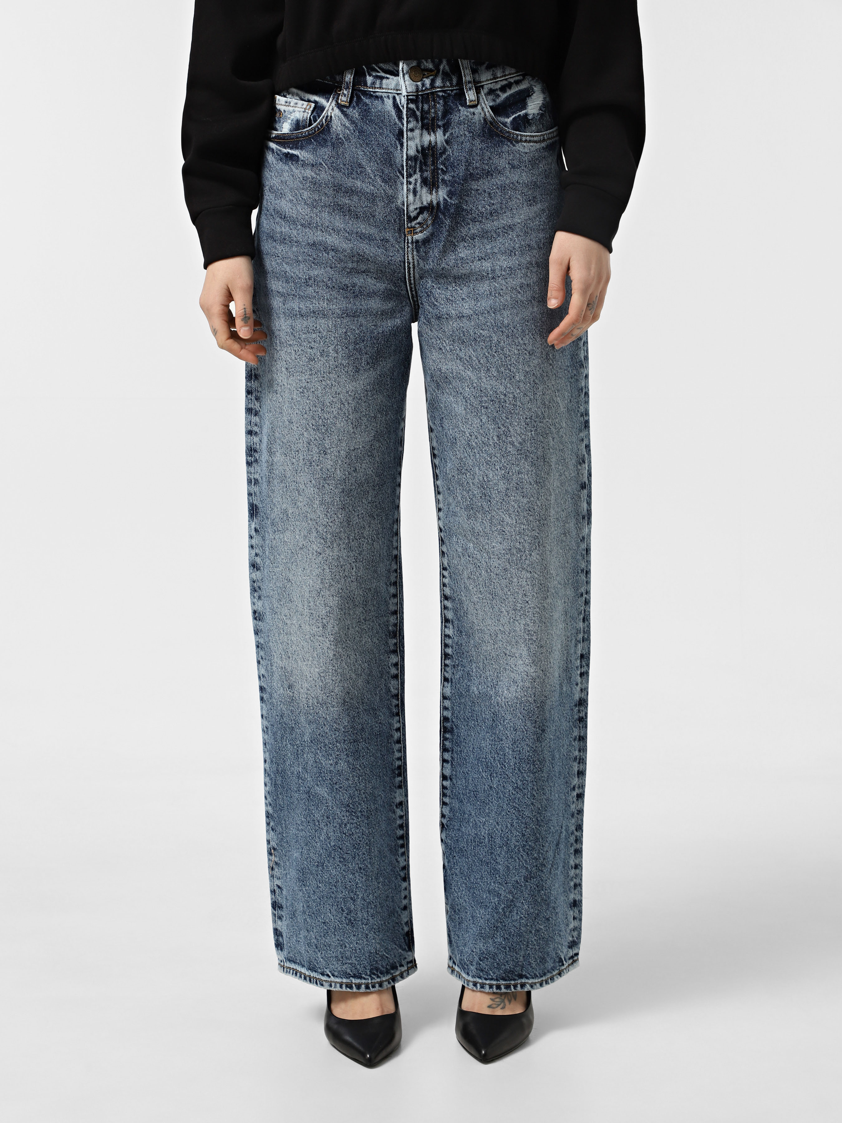 Прямі джинси Armani Exchange XW000100-AF12866-MB002 для жінок, колір ...