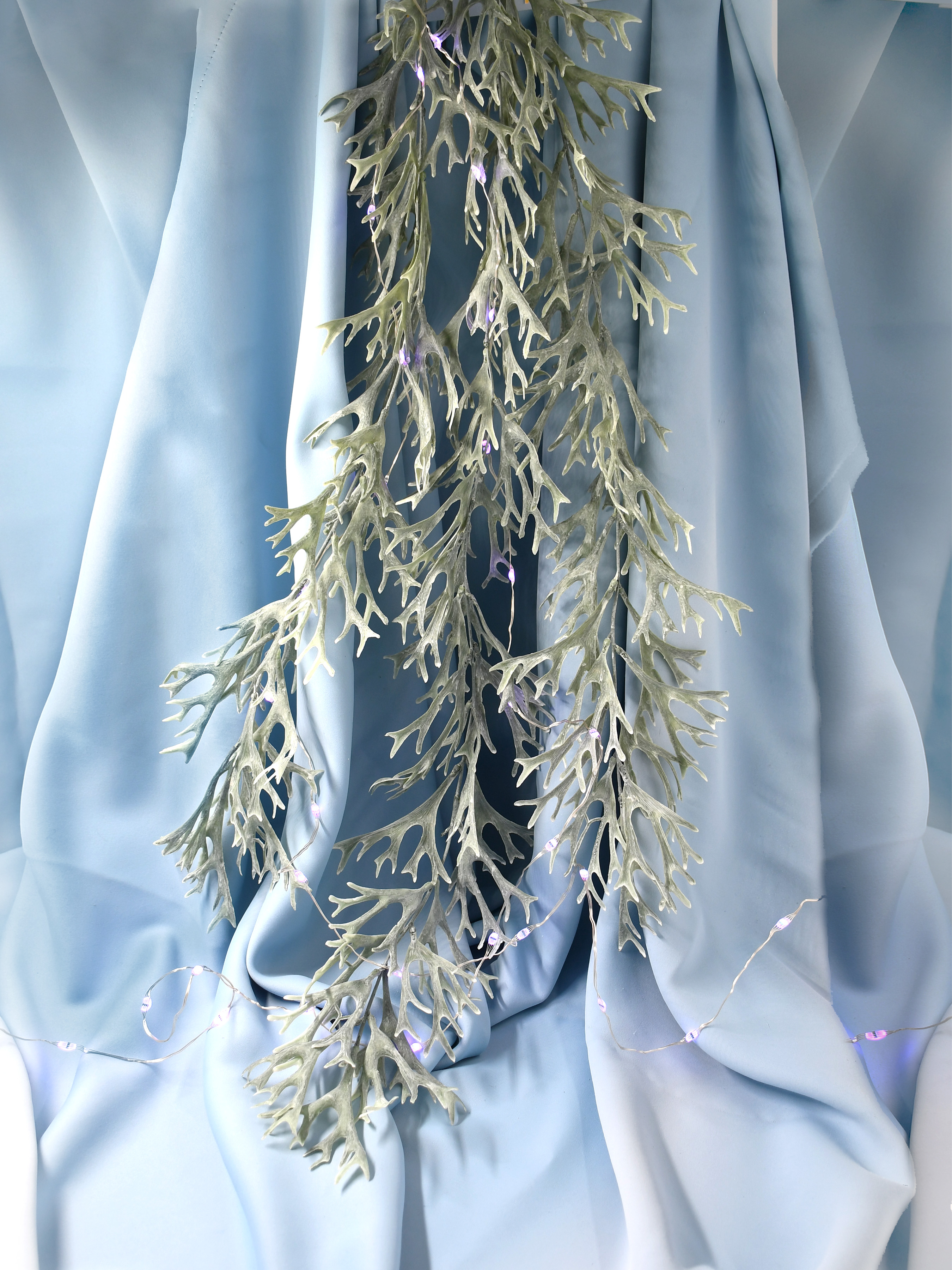 Декор Engard Штучна гілка "Стегхорн" - купити за вигідною ціною у Києві, Україні | INTERTOP